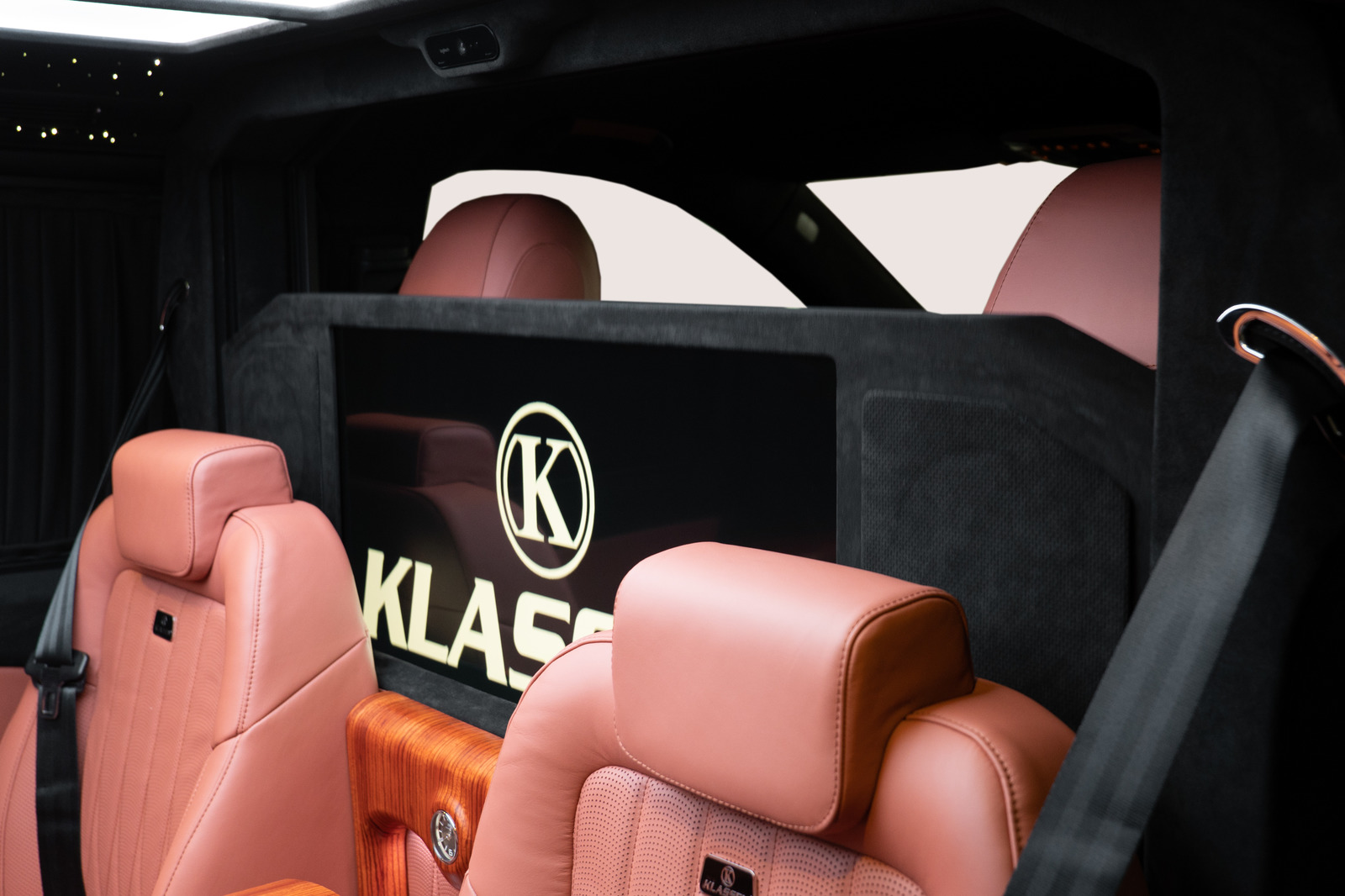 KLASSEN - Volkswagen Multivan - Armored Vehicles