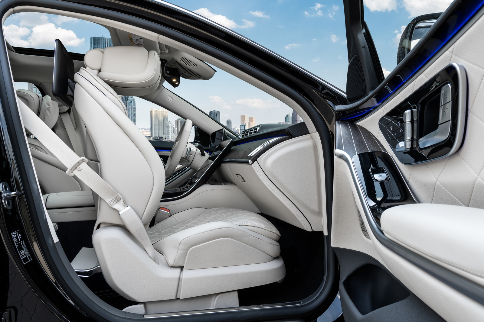 KLASSEN - Mercedes S-Class W223 - Armored Vehicles