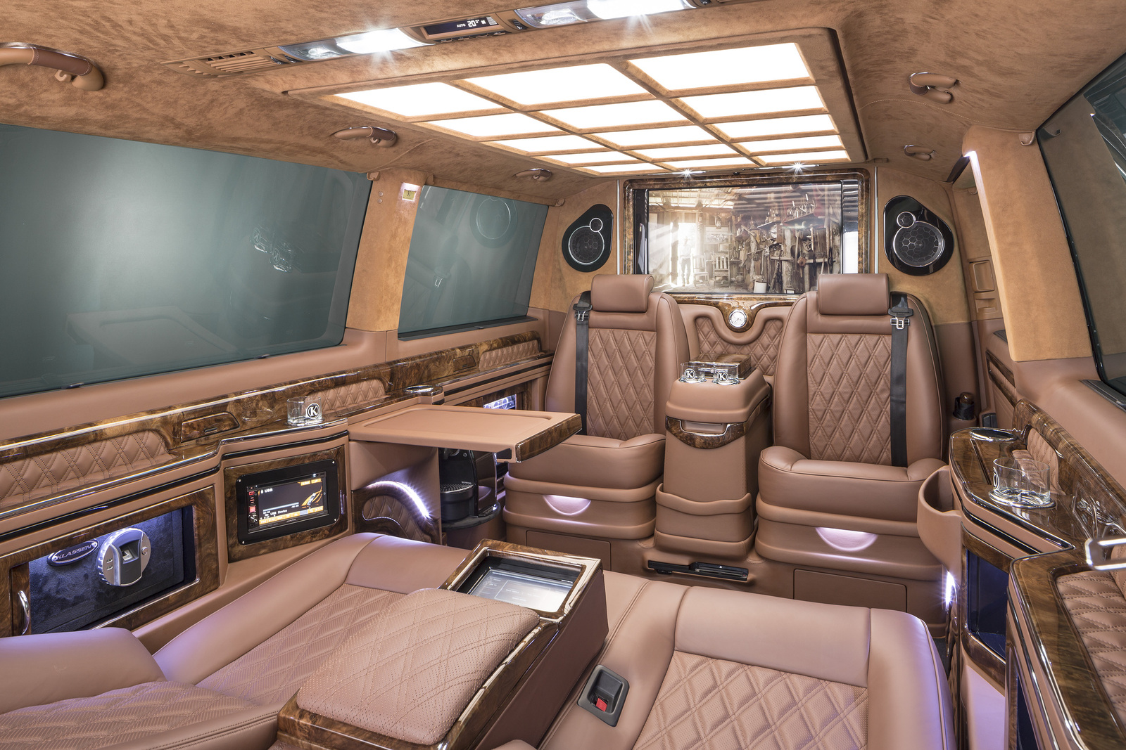 VOLKSWAGEN T6.1 & T7. Multivan Business - VIP Luxus Van | KLASSEN