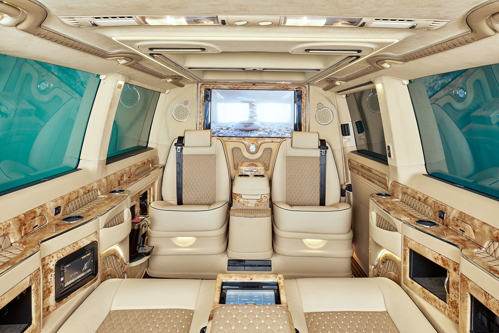 VOLKSWAGEN T6.1 & T7. Multivan Business - VIP Luxus Van | KLASSEN