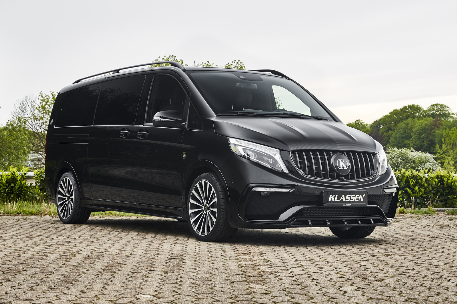 VIP Cars and Vans design. First Class Automobile. Luxury van | KLASSEN