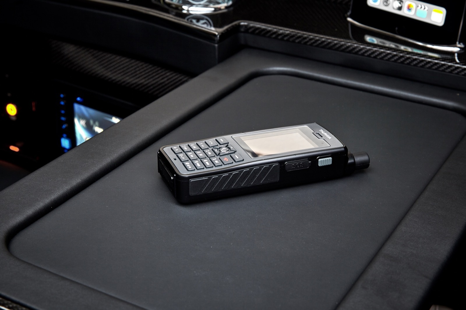 Mercedes-Benz V-Class | Models MVV | Create an elite office on wheels ...