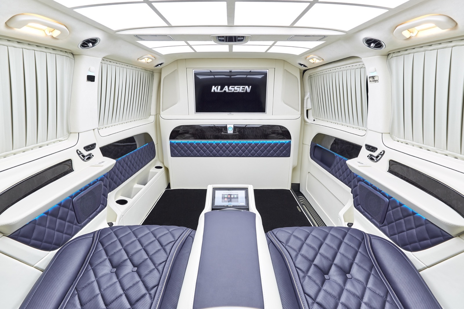 Mercedes-Benz V-Class | Models MVA | Create an elite office on wheels ...
