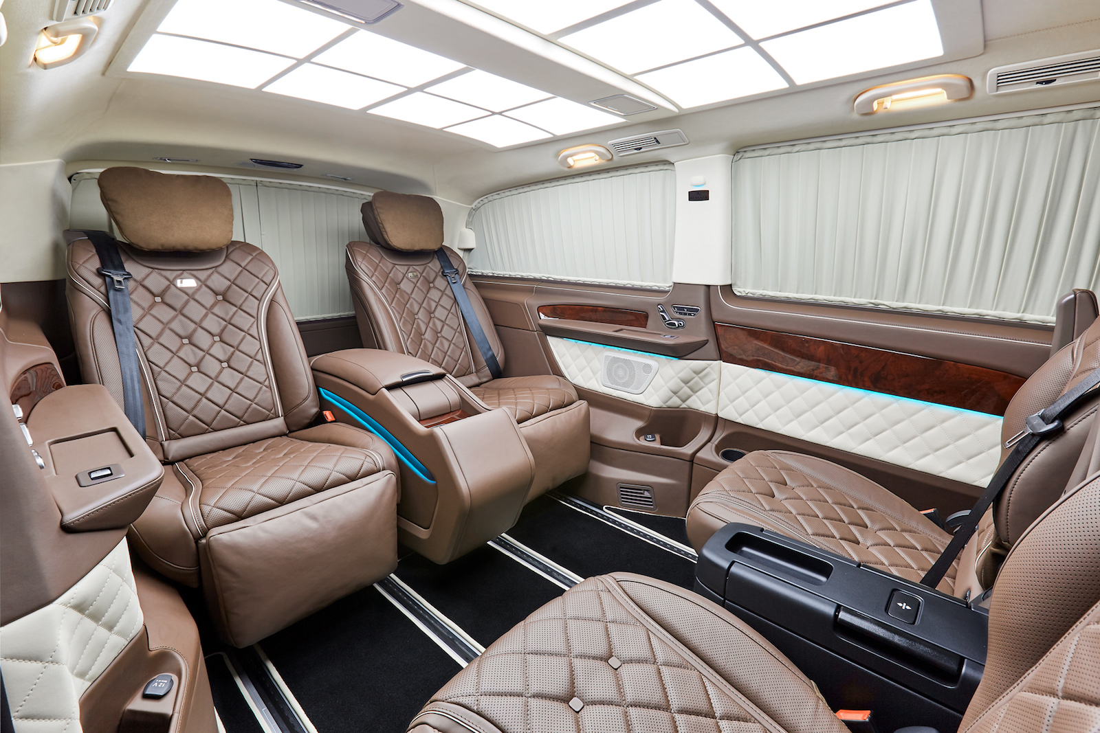 Mercedes-Benz V-Class | Models MVA | Create an elite office on wheels ...