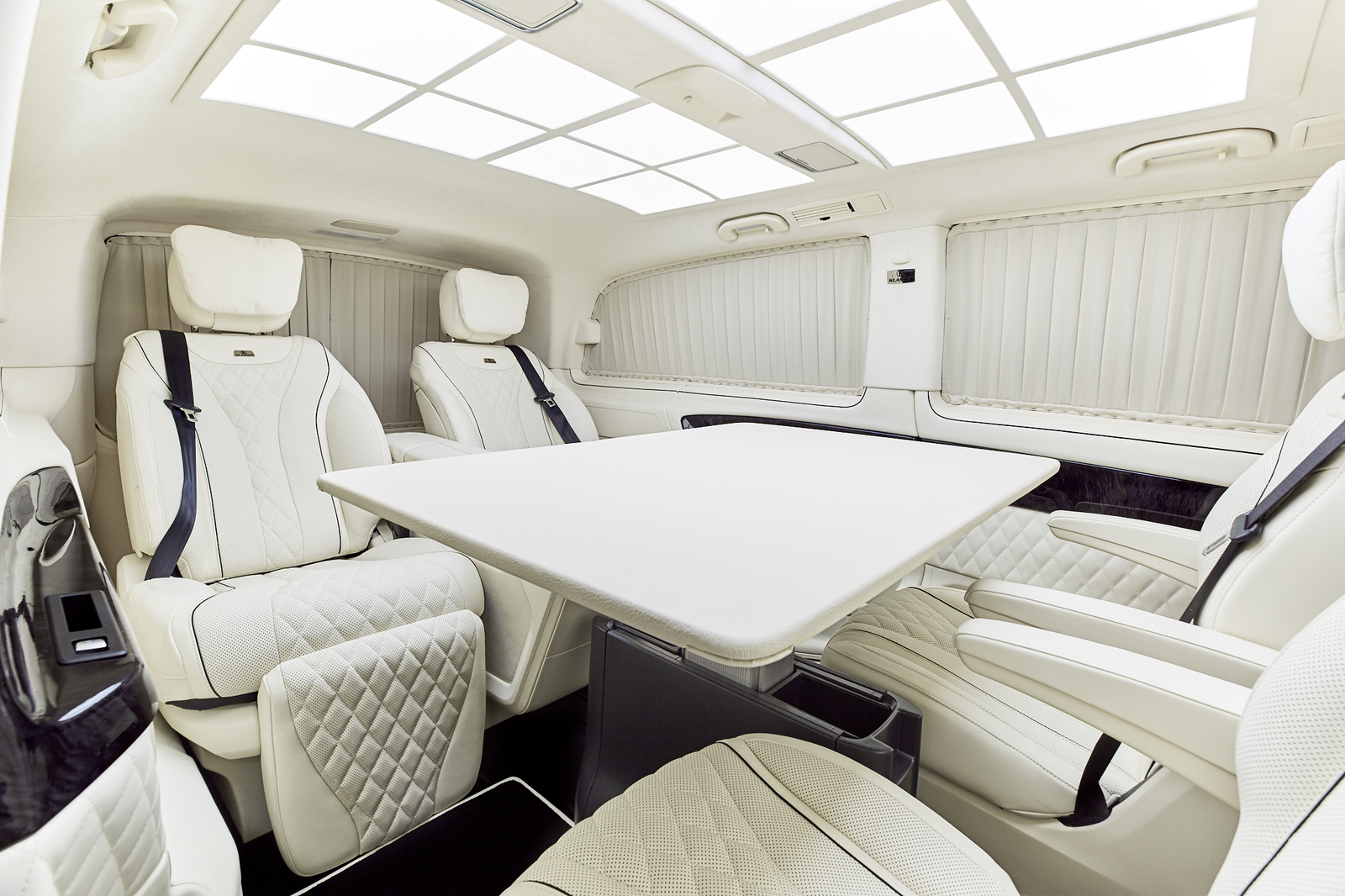Mercedes-Benz V-Class | Models MVA | Create an elite office on wheels ...