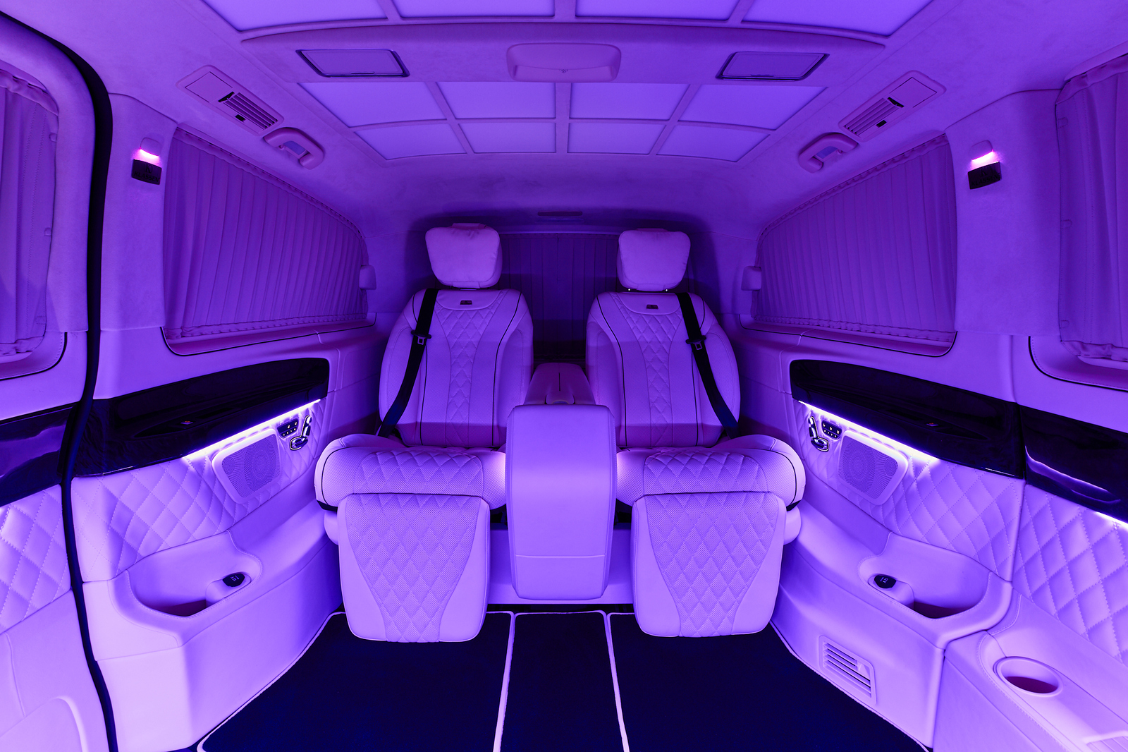 Mercedes-Benz V-Class | Models MVA | Create an elite office on wheels ...