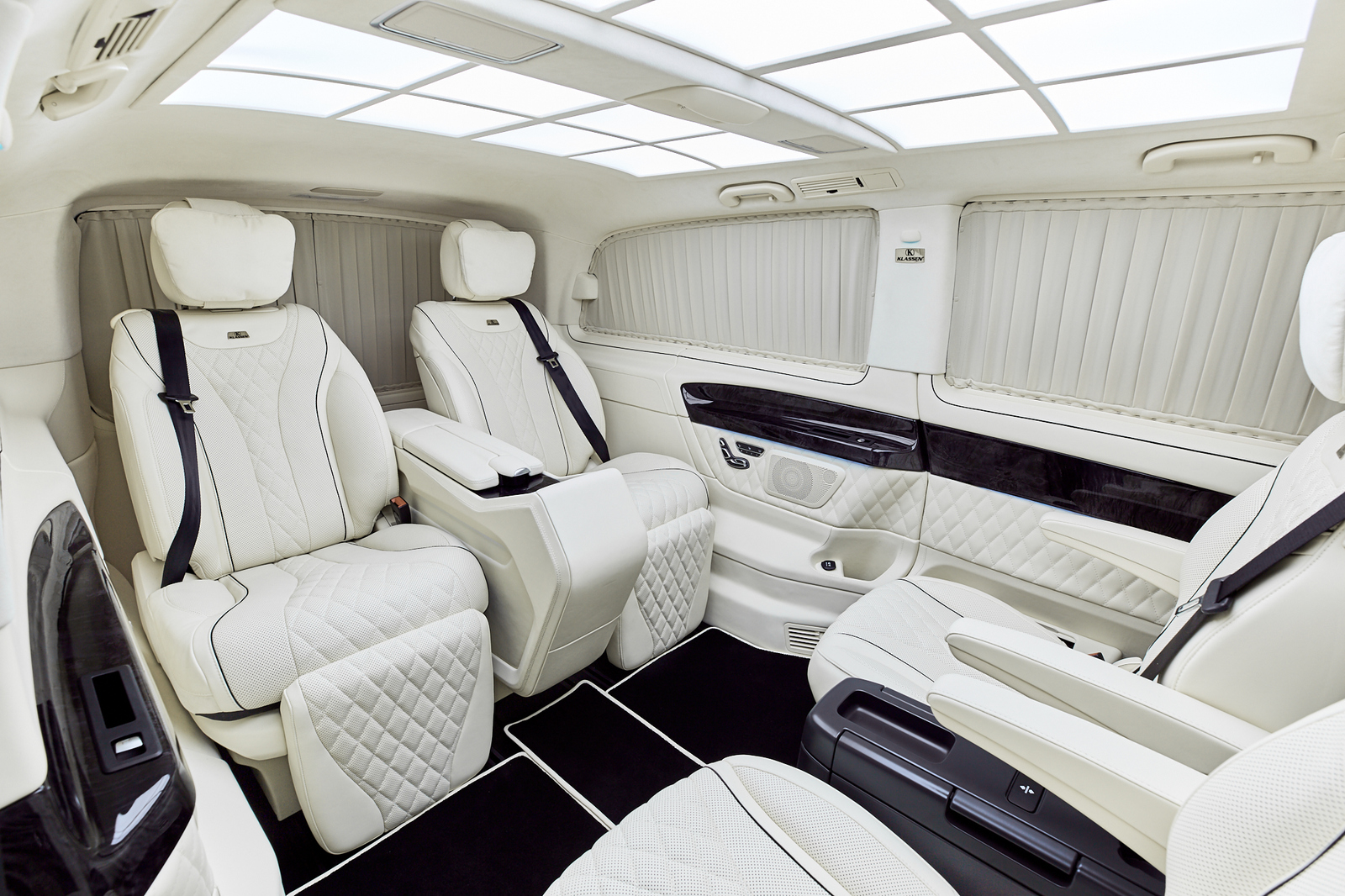 Mercedes-Benz V-Class | Models MVA | Create an elite office on wheels ...