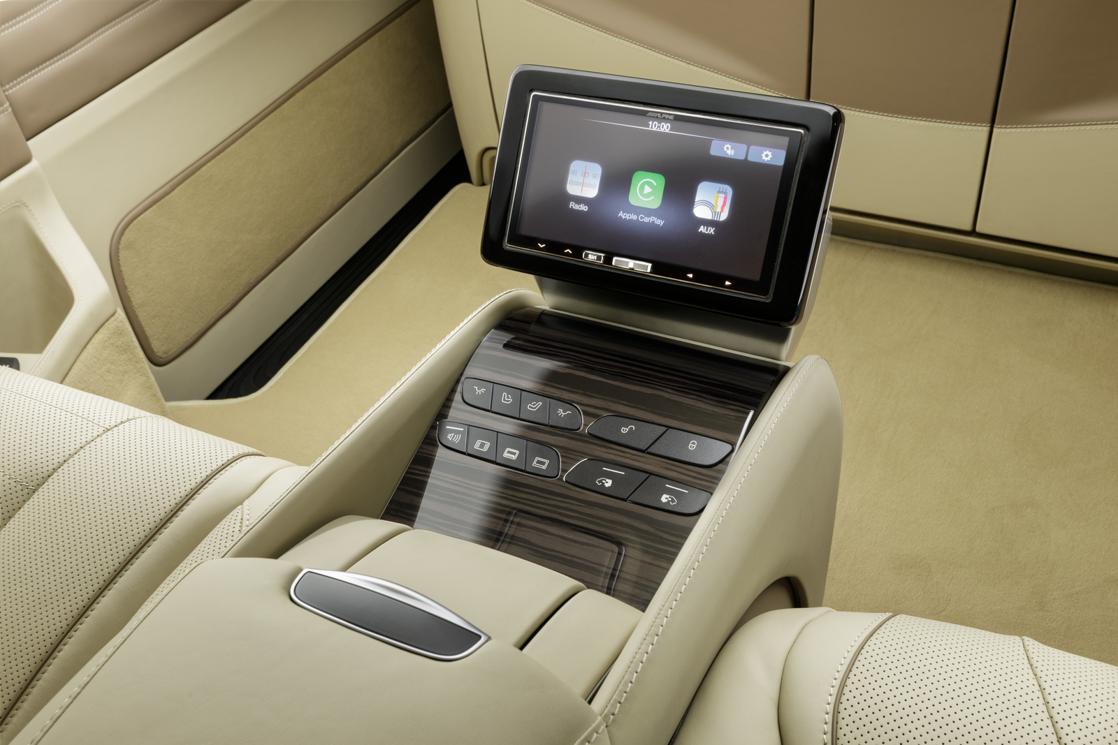 Mercedes-Benz V-Class | Models MVA1 | Create an elite office on wheels ...