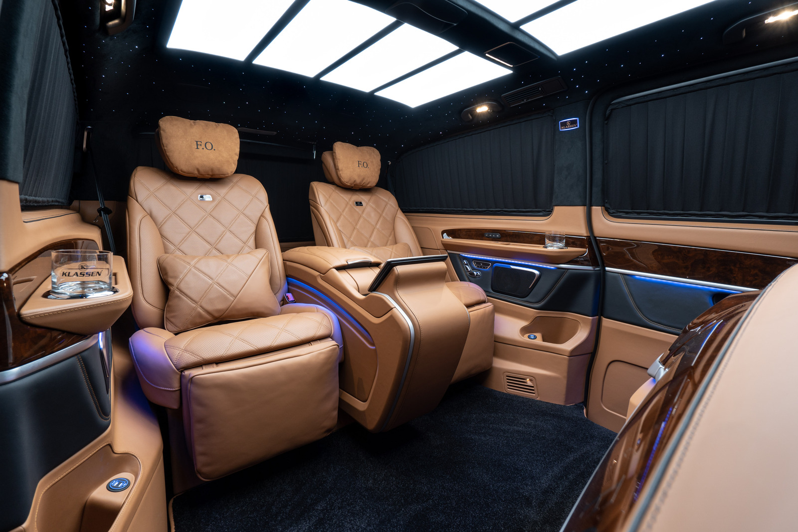 Mercedes-Benz V-Class | Models MVV | Create an elite office on wheels ...