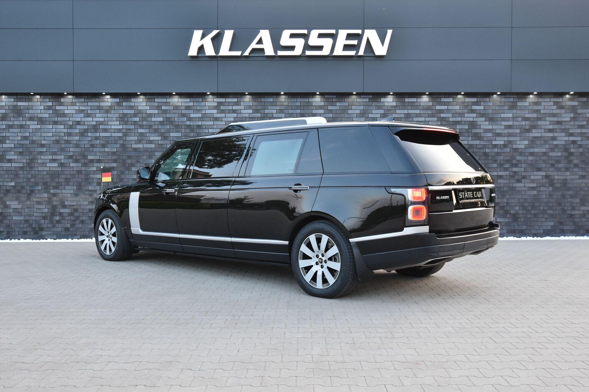Stretched & Armored Range Rover +1000mm - KLASSEN