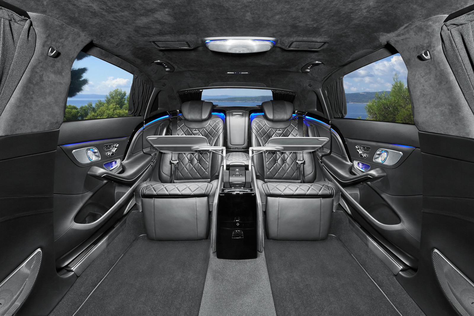 Mercedes Maybach +1050mm - Stretched Vehicle - KLASSEN