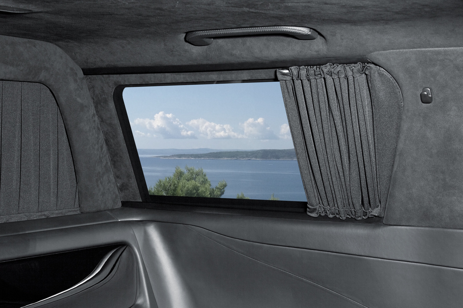 Mercedes Maybach +1050mm - Stretched Vehicle - KLASSEN