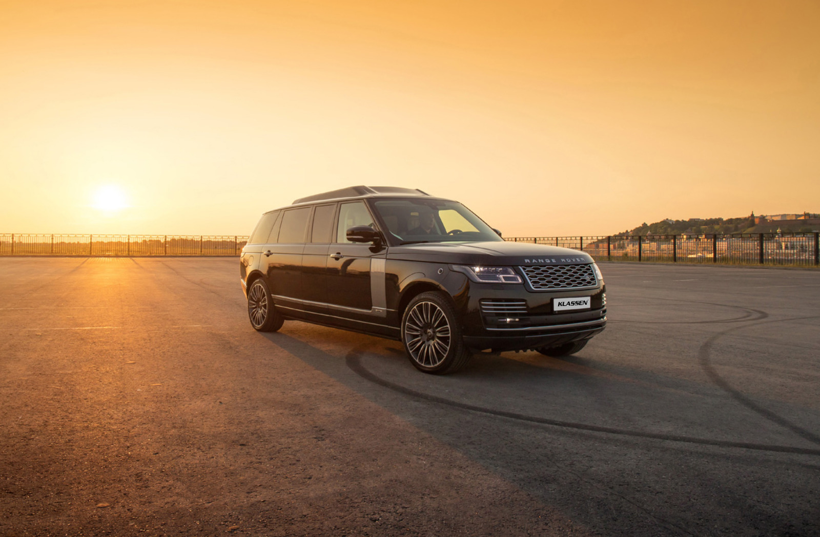 Range Rover +600mm - Stretched Vehicle - KLASSEN