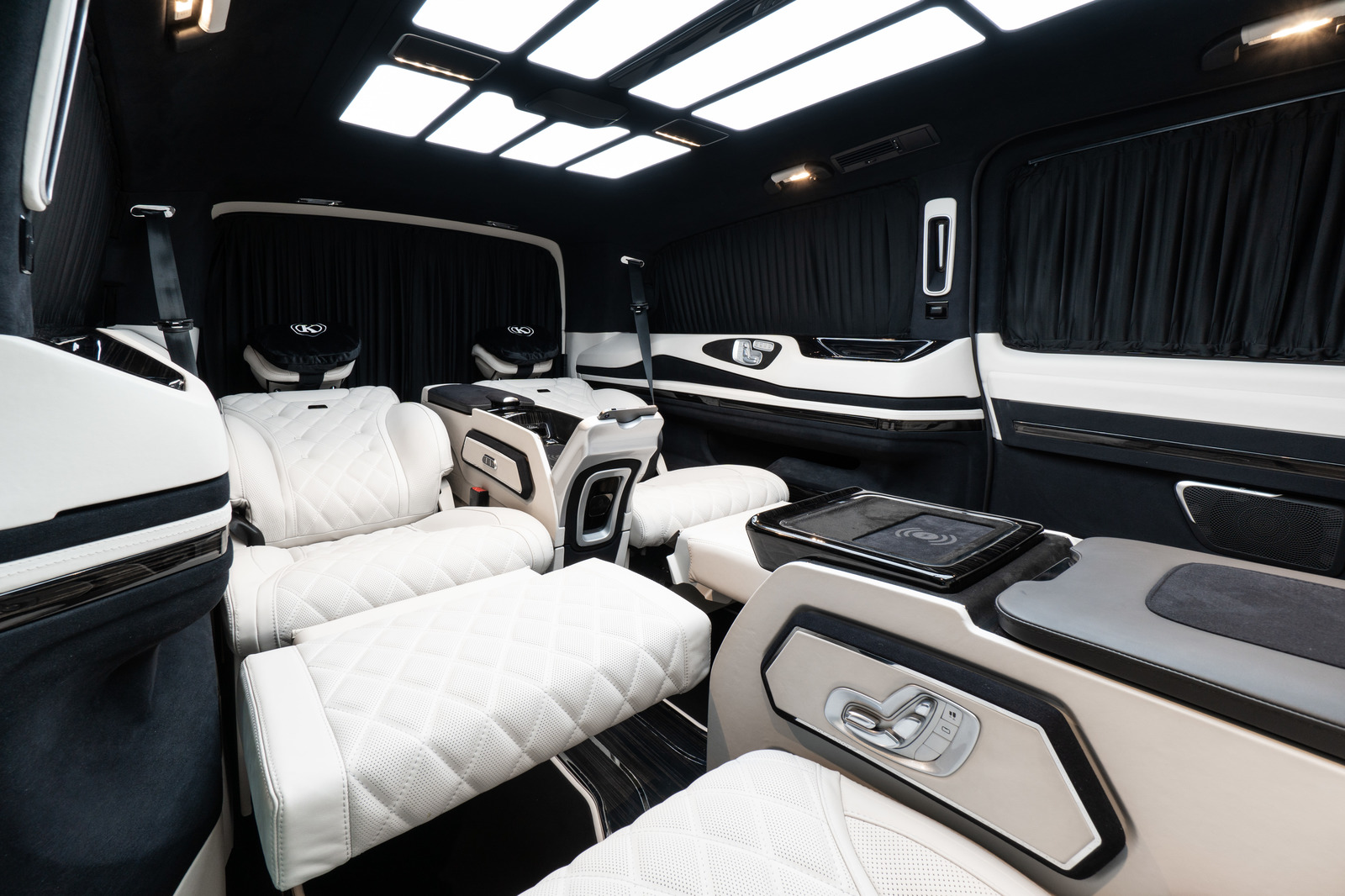 KLASSEN VIP Mercedes-Benz minivan. Luxury Mercedes-Benz V-Class vip van ...