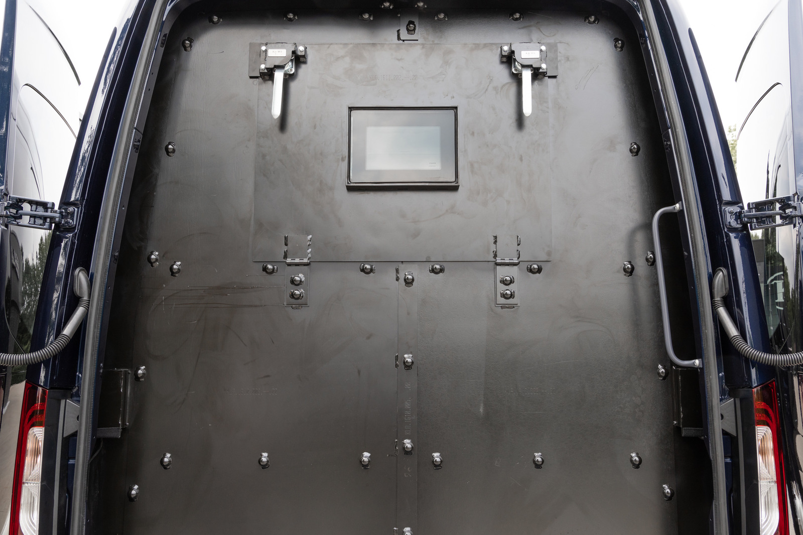 KLASSEN VIP Mercedes-Benz Sprinter. Luxury Mercedes-Benz Sprinter vip ...